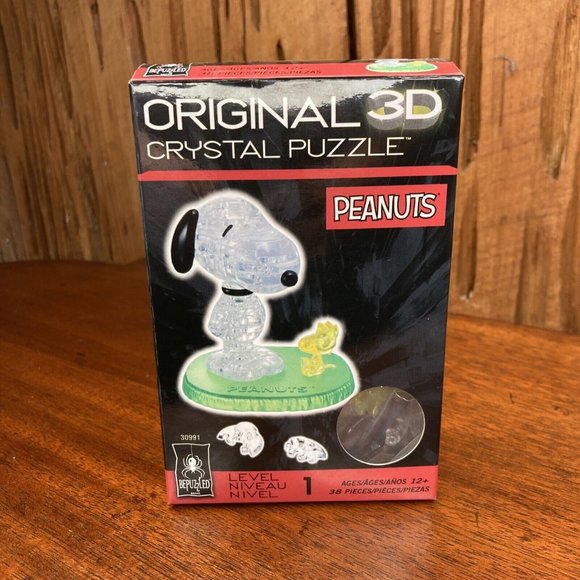 BePuzzled | Games | Original 3d Crystal Puzzle Peanuts Snoopy And ...